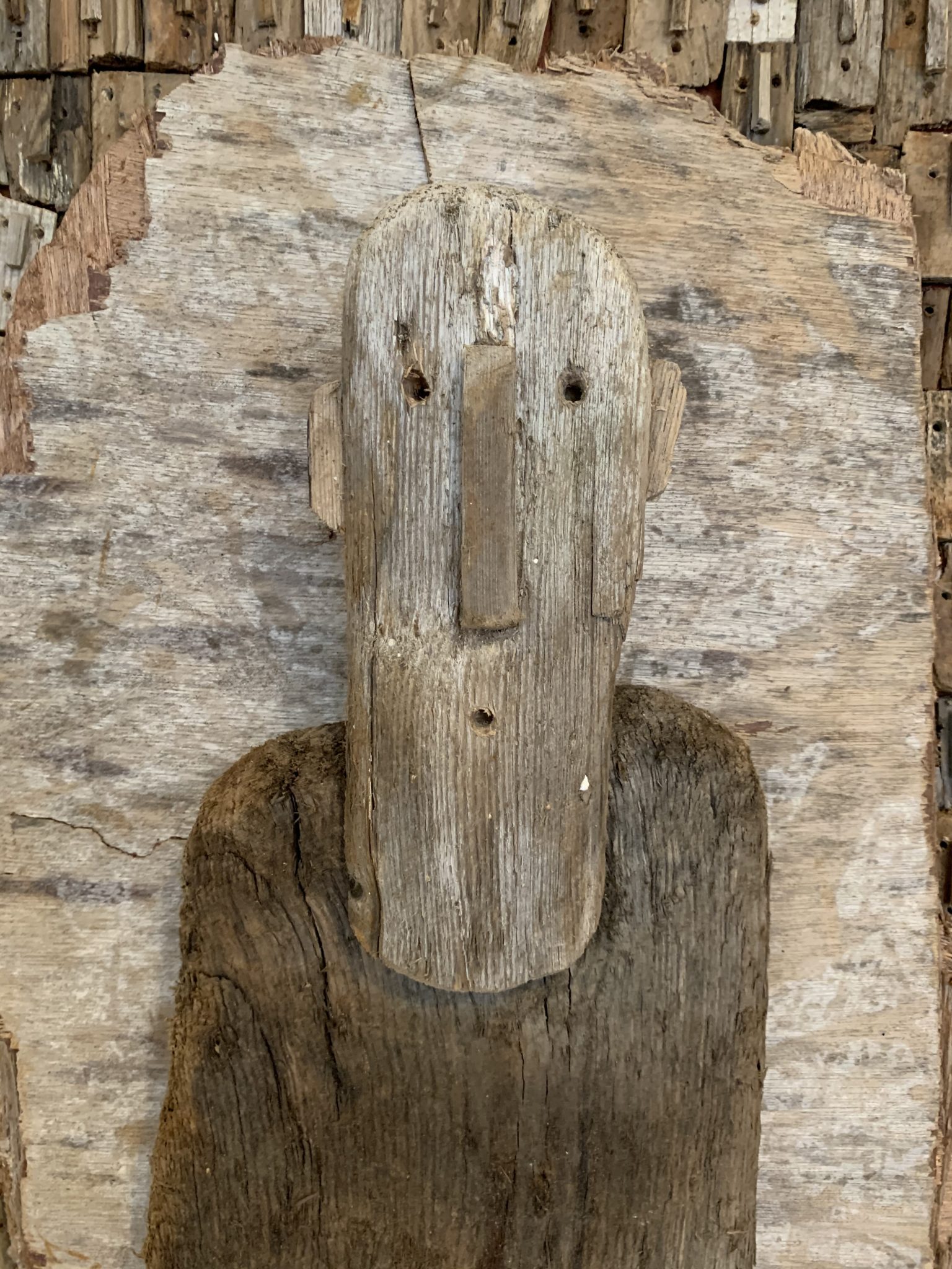 Marc Bourlier, artist of the eroded material - Artistes Actuels ...